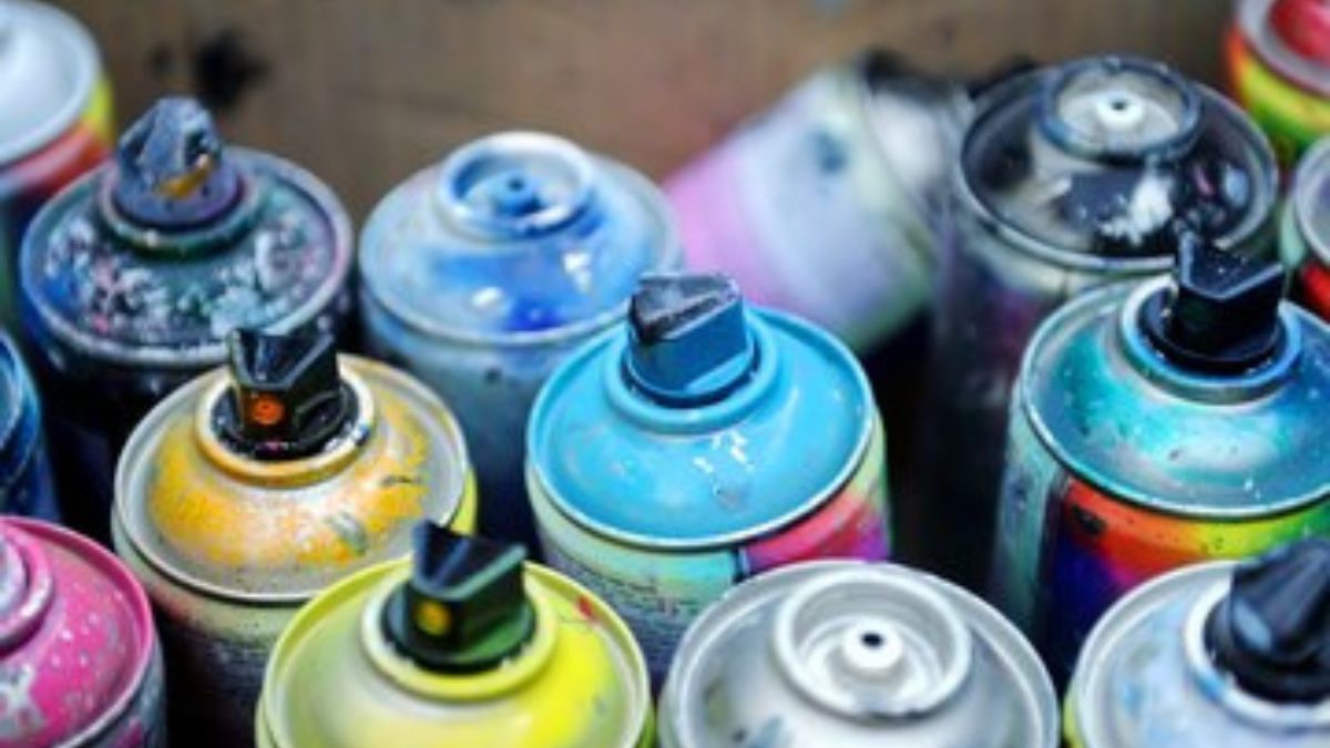 Comparing Different Types of Clear Coat Aerosol Sprays